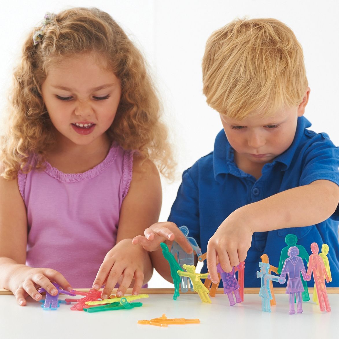 Silishapes Link People - Wilkins International